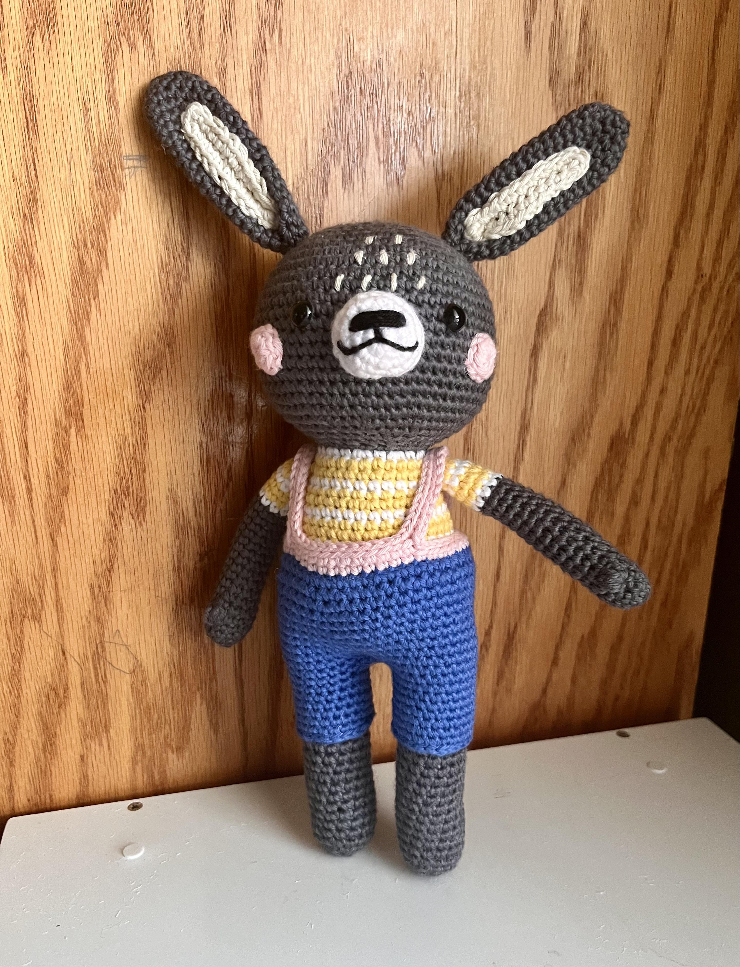 Amigurumi.com - Creations - Gilbert Rabbit from Animal Friends of Pica ...