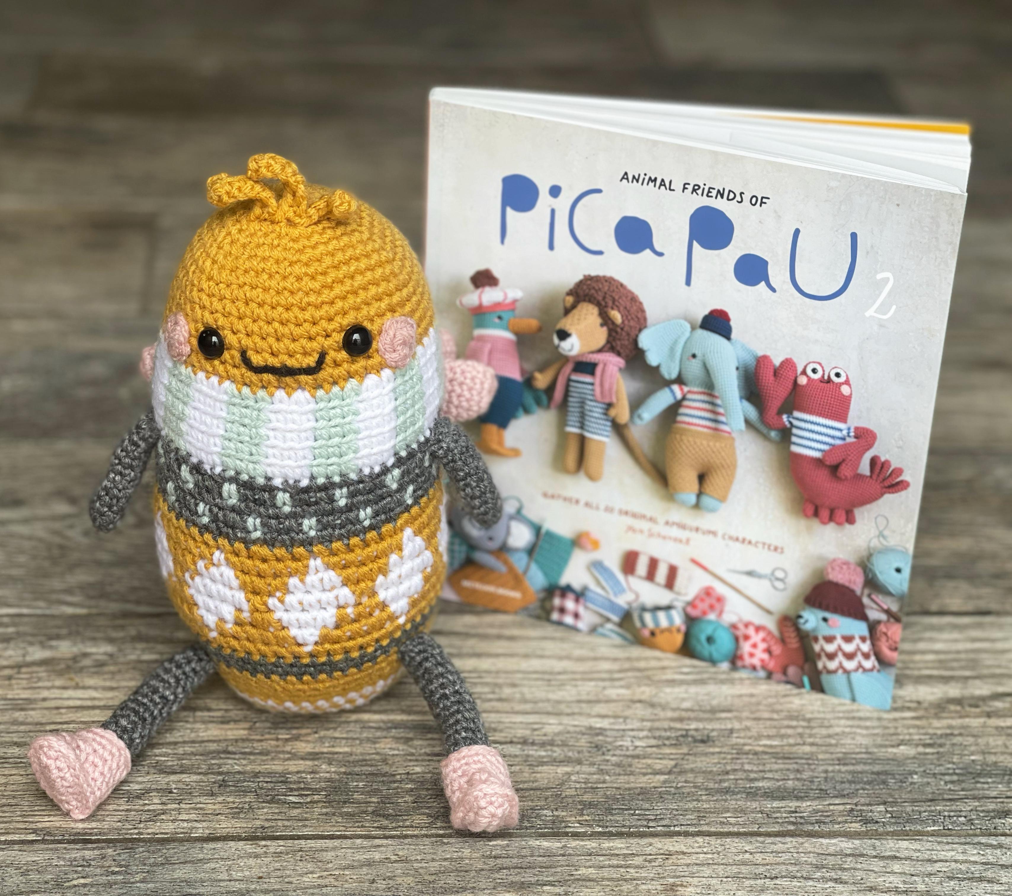 Amigurumi.com - Creations - Agatha Bee from Animal Friends of Pica Pau 2