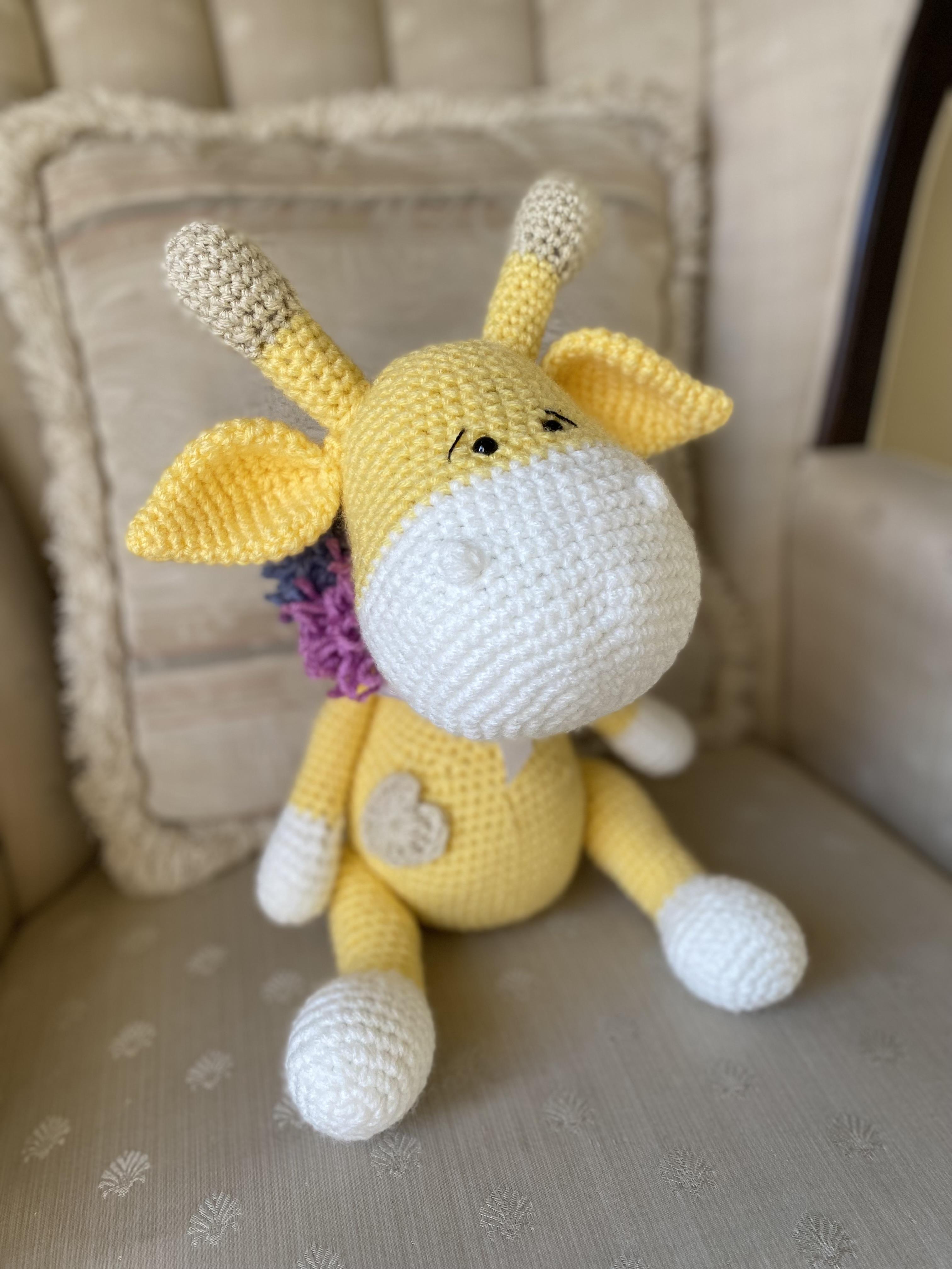 Amigurumi.com - Creations - Ormond the giraffe from Amigurumi Treasures