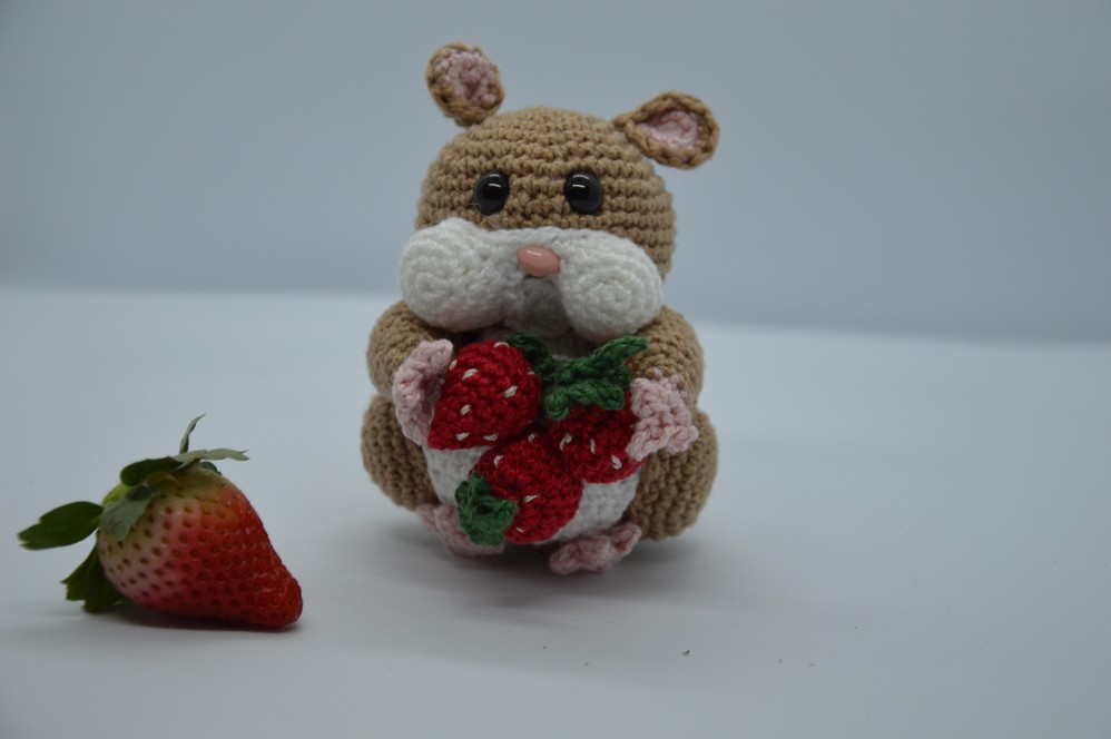 Amigurumi.com - Creations - Hamish the Hamster from Zoomigurumi 7