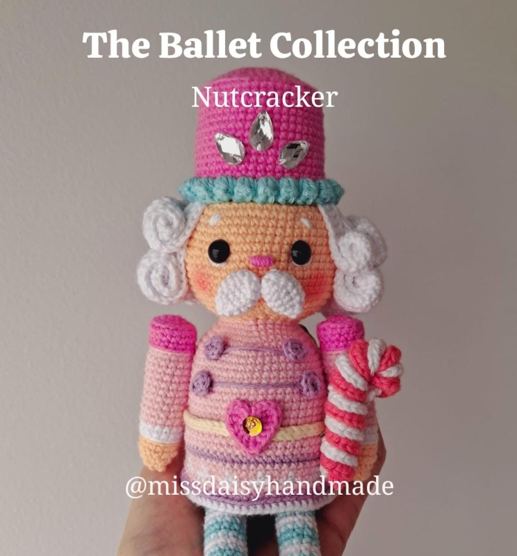 Nutcracker (The Ballet Collection) amigurumi pattern - Amigurumi.com
