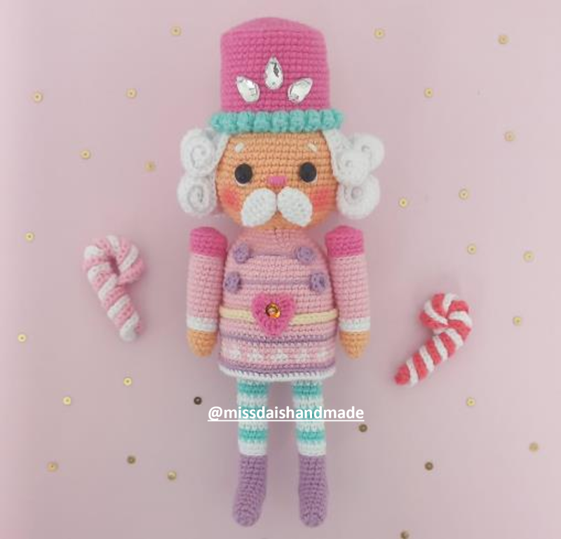 Nutcracker (The Ballet Collection) amigurumi pattern - Amigurumi.com