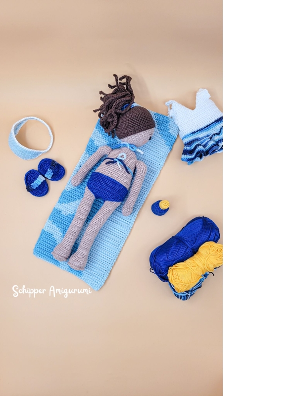 Doll Robin and Outfit Ocean amigurumi pattern - Amigurumi.com