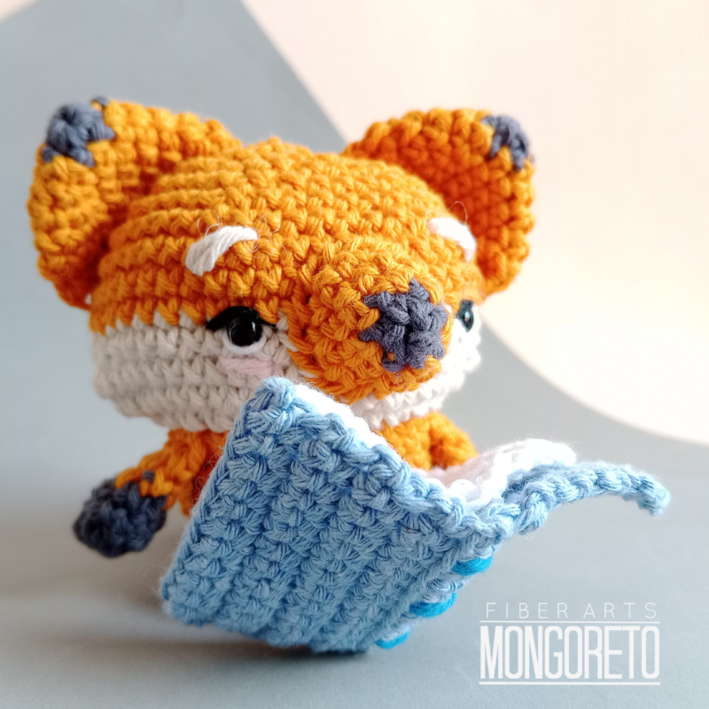 BOOK amigurumi pattern - Amigurumi.com