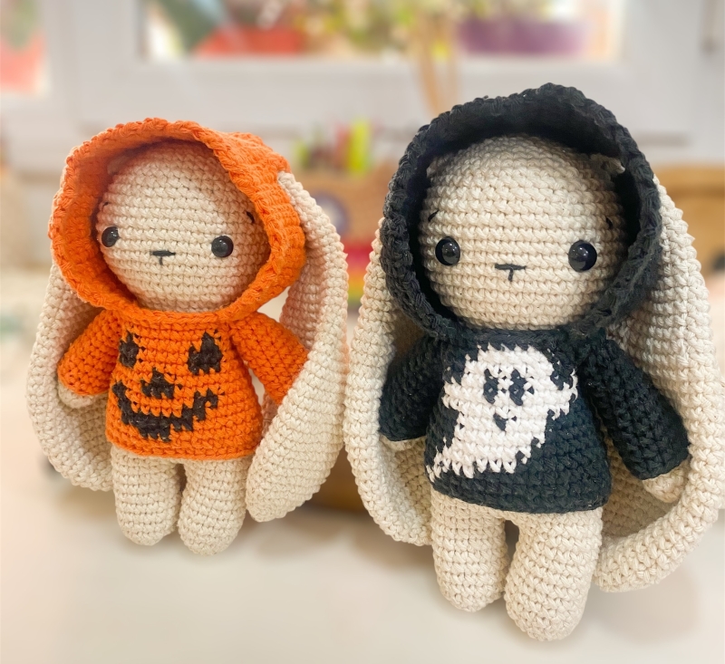 Halloween Bunnies amigurumi pattern - Amigurumi.com