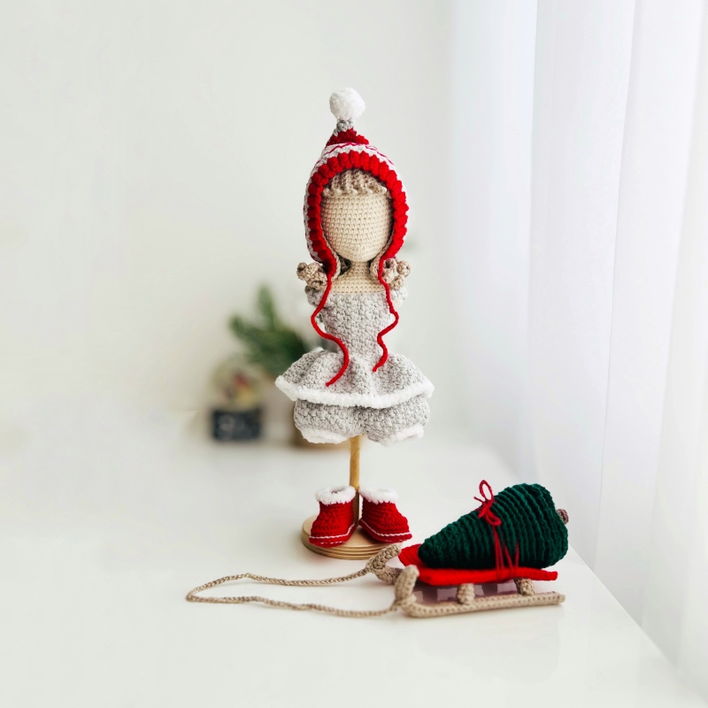 Elf girl outfit amigurumi pattern - Amigurumi.com