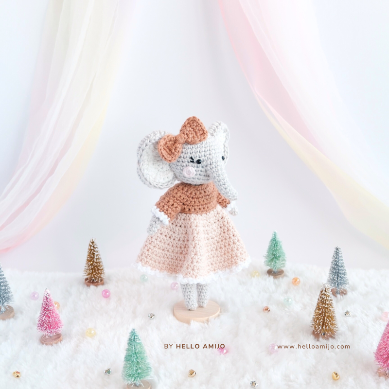 Mary the Elephant Crochet Pattern amigurumi pattern - Amigurumi.com